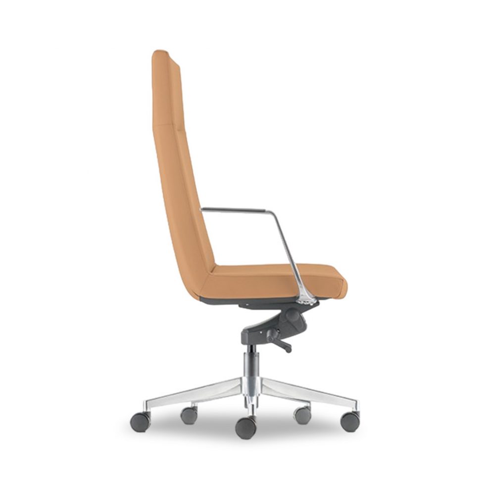 UN 610 Office Chair | MoreDesign.com